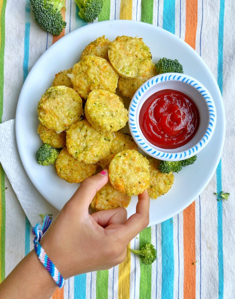 Easy, Kid-Friendly Vegetarian Meals - Happy Kids Kitchen by Heather ...